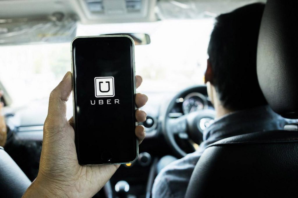 Uberização de serviços: o que são aplicativos tipo Uber?